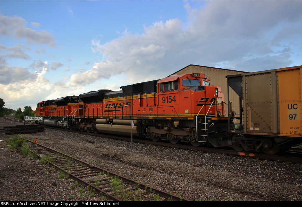 BNSF 9154
